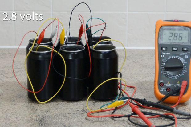 How to Make a Battery From a Coke Can - The Green Optimistic